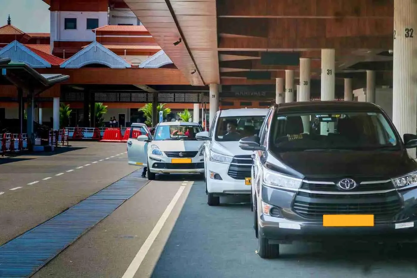 Top-Rated Cochin Airport Taxi & Kerala Tourist Taxi Services